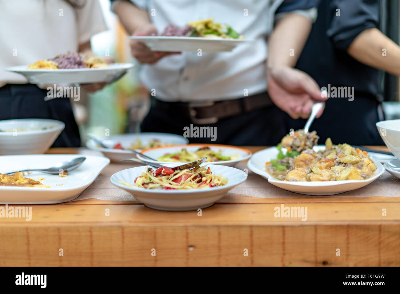 Scooping food buffet food restaurant hi-res stock photography and ...