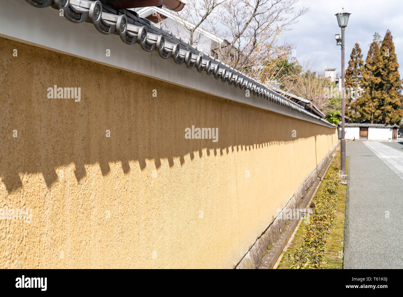 Wall of Daikōmyō-ji temple, Kamigyo-Ku, Kyoto, Japan Stock Photo - Alamy