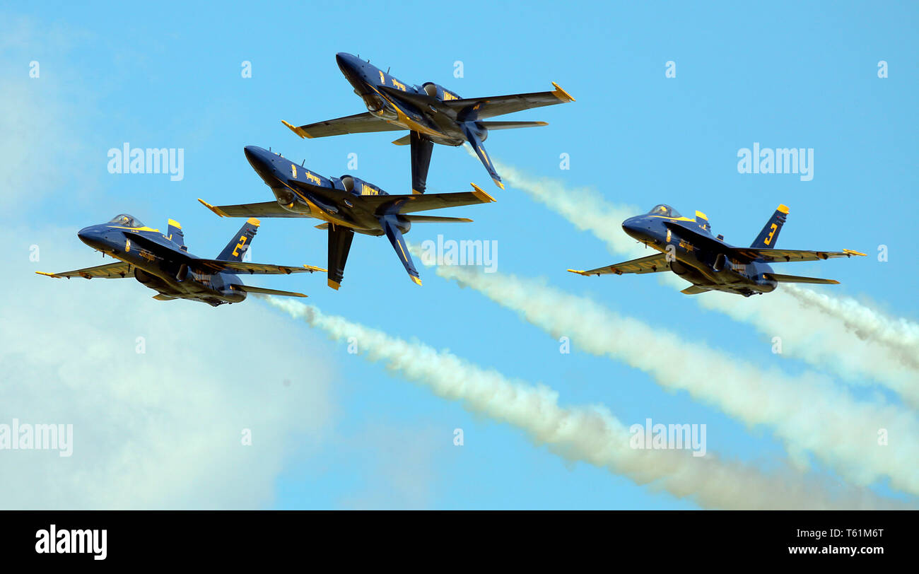 The U.S. Navy Flight Demonstration Squadron, the Blue Angels, practice ...