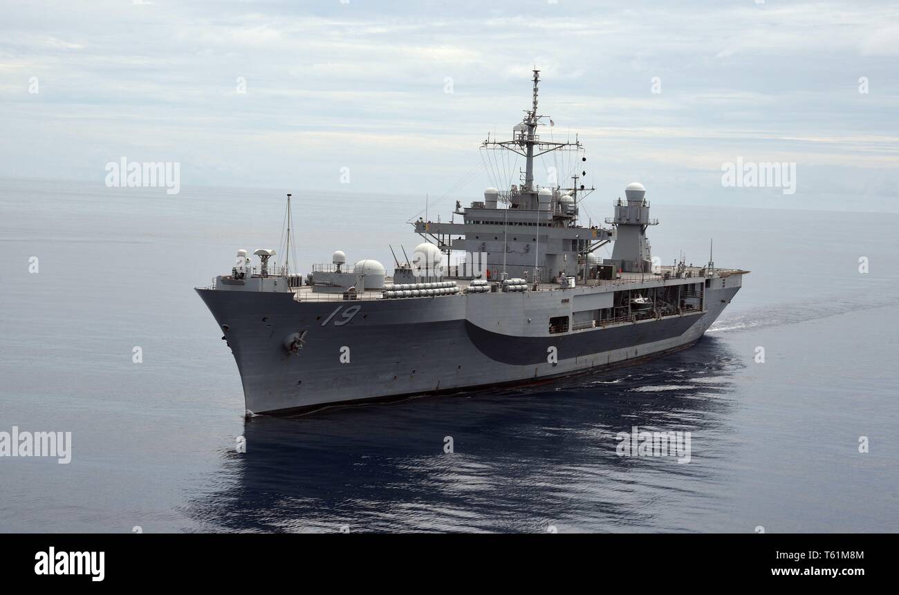 U s 7th fleet command ship uss blue ridge lcc 19 hi-res stock ...