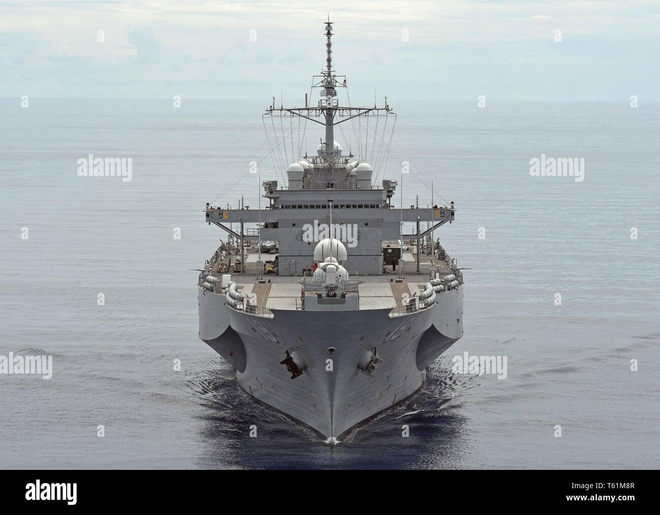 190427-N-DS193-0404 SOUTH CHINA SEA (April 27, 2019) - U.S. 7th Fleet ...