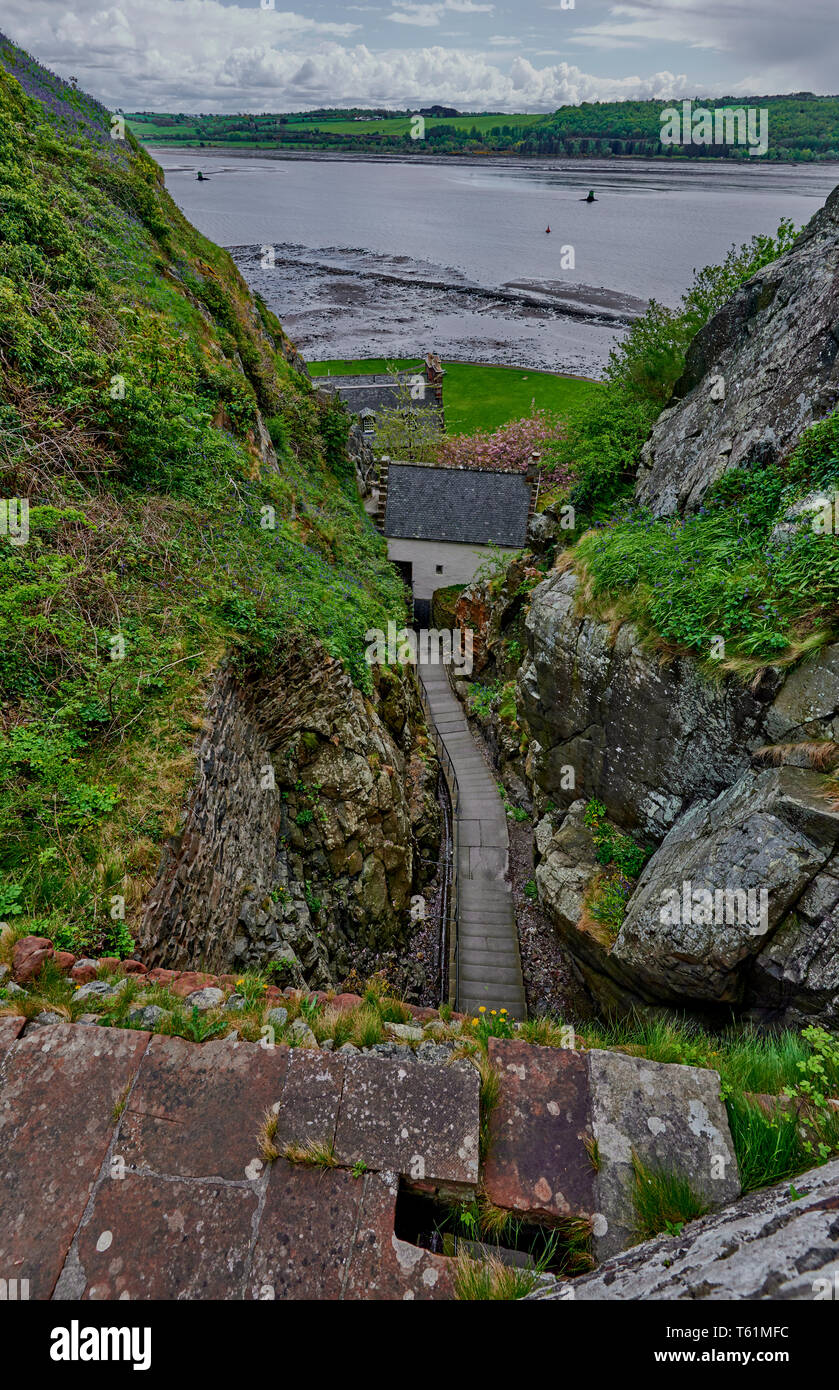 Dumbarton Castle (DBC19 Stock Photo - Alamy