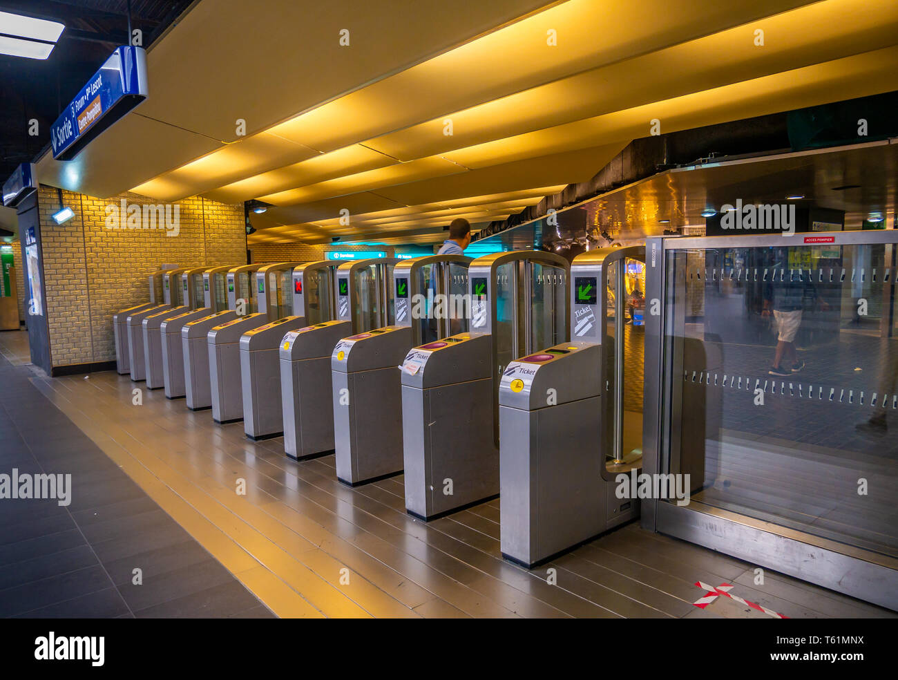 Parisian metro ticket hi-res stock photography and images - Alamy