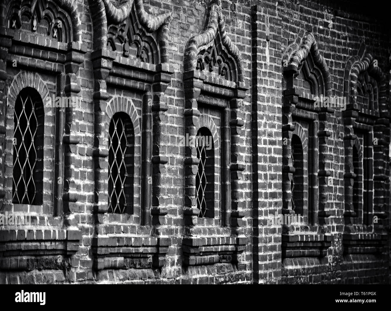 Windows grating hi-res stock photography and images - Alamy