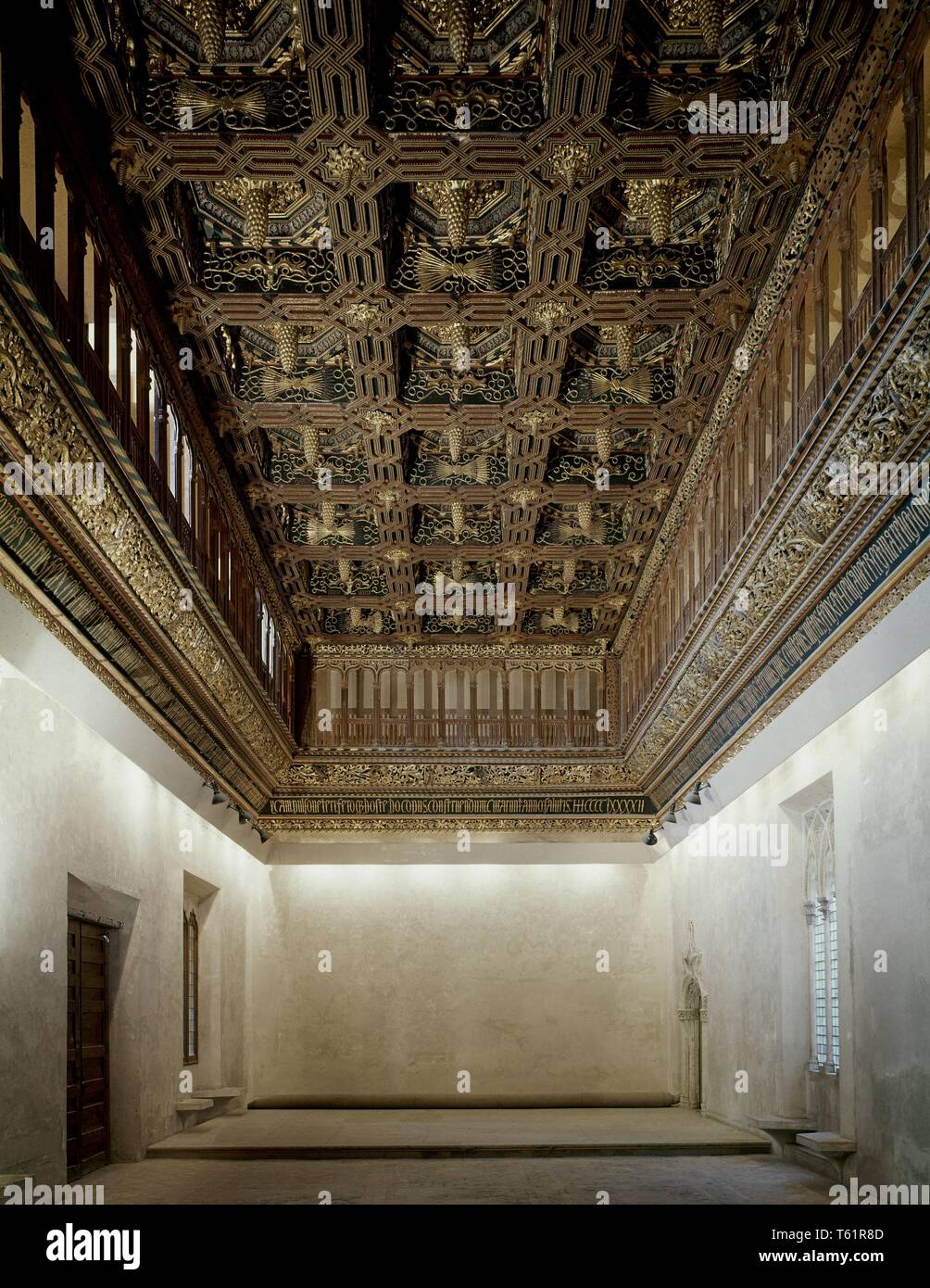 Salon del trono hi-res stock photography and images - Alamy Salon del trono hi-res stock photography and images - Alamy