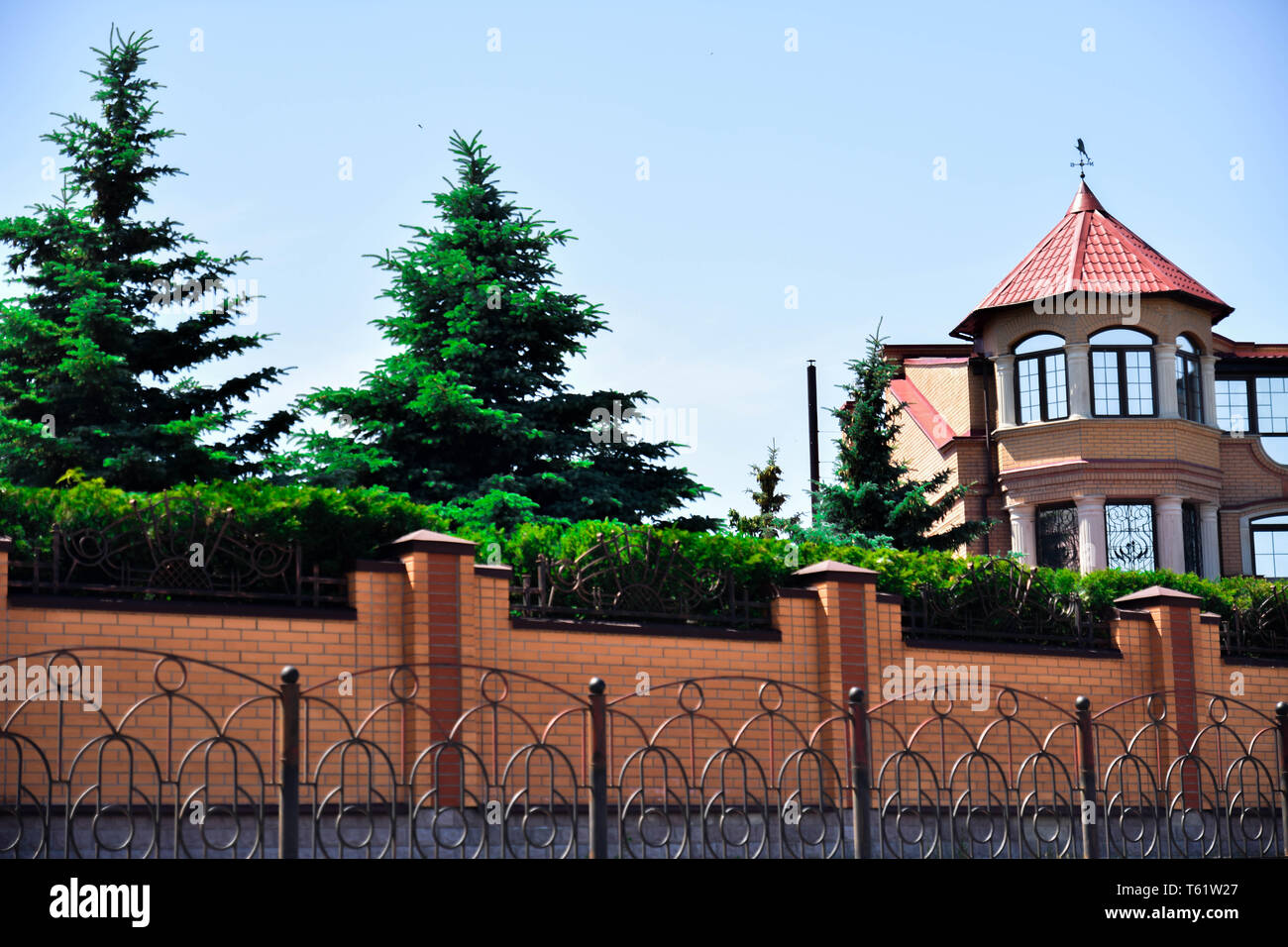 Modern buildings in city hi-res stock photography and images - Alamy