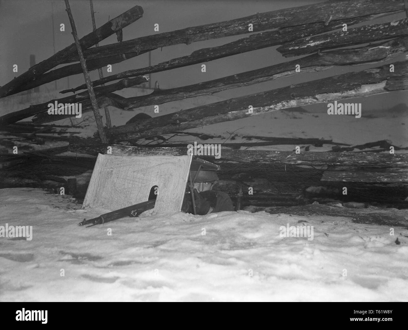 World war 2 trench hi-res stock photography and images - Alamy