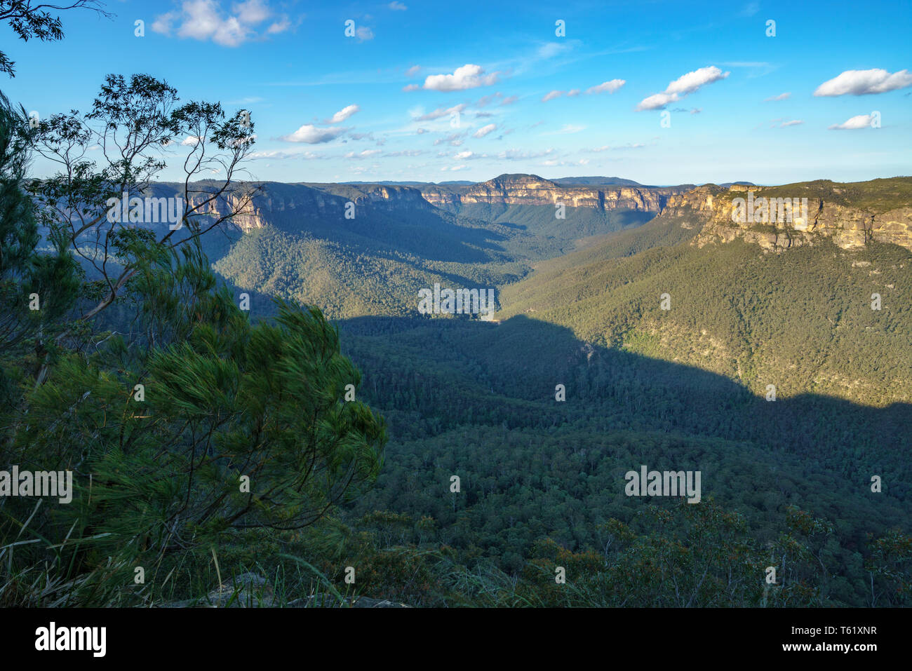valley view lookout, blue mountains national park, new south wales ...
