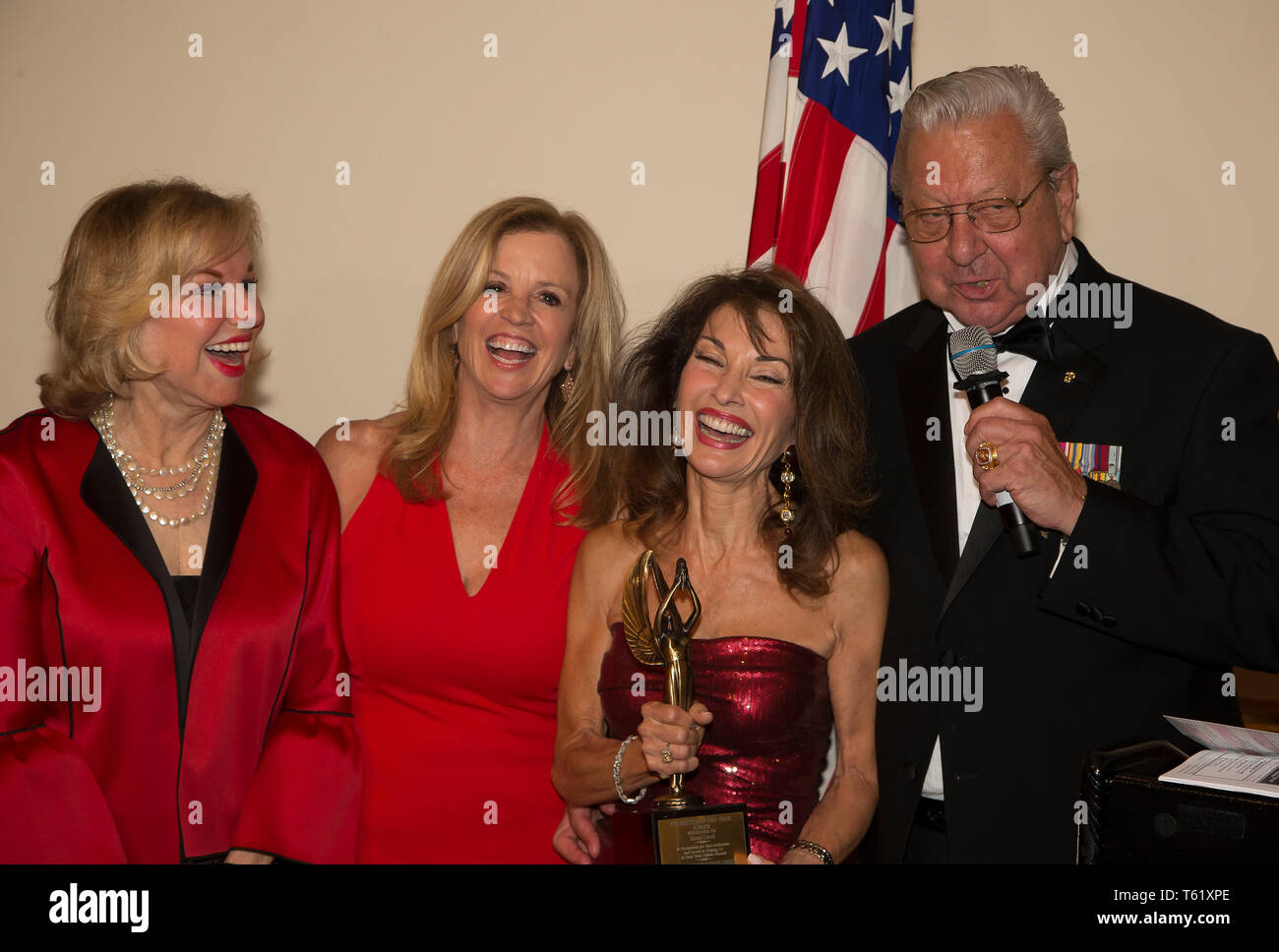 Nyc, United States. 26th Apr, 2019. From left, Anne Akers, Jane Hanson ...