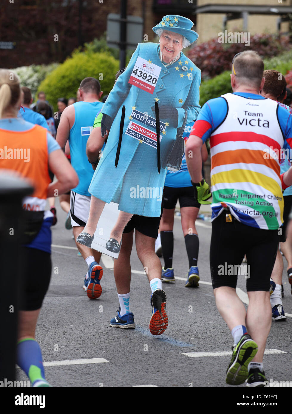 Runners in fancy dress during the 2019 Virgin Money London Marathon ...