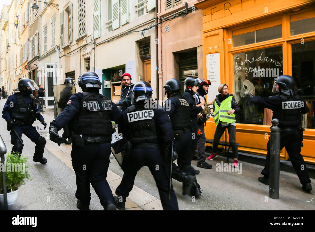 Social inequality france hi-res stock photography and images - Alamy