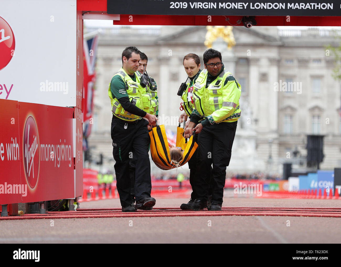 Hayley carruthers 2019 london marathon hi-res stock photography and ...