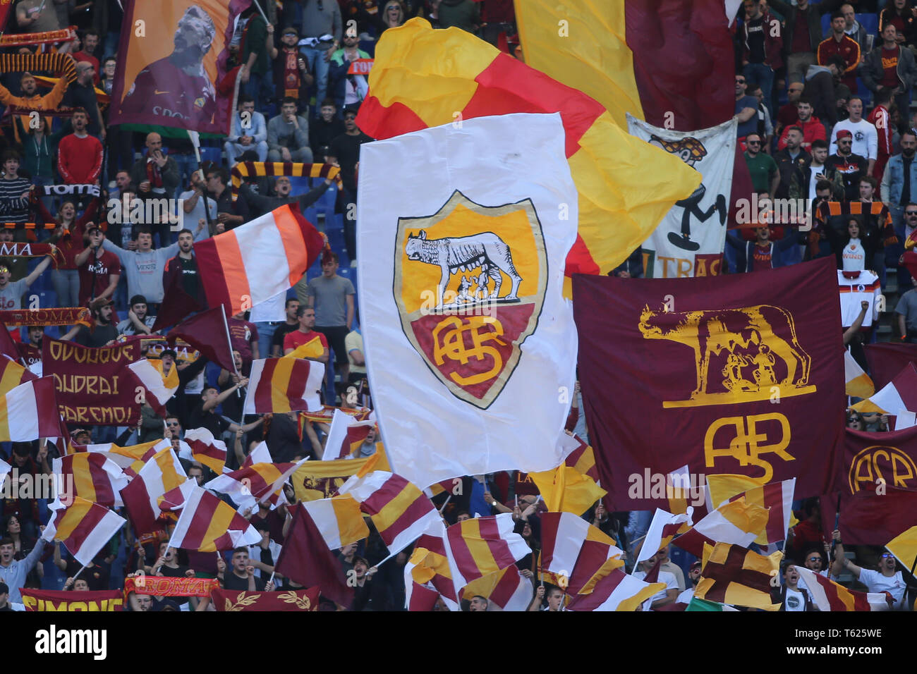 Curva sud rome hi-res stock photography and images - Alamy