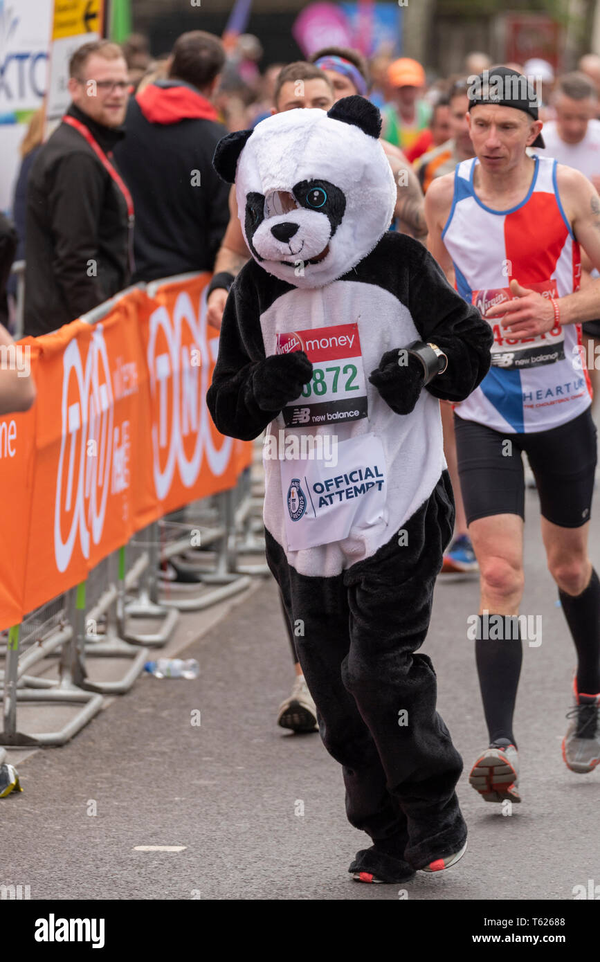 Kate Carter in panda costume. Official record attempt. London Marathon ...