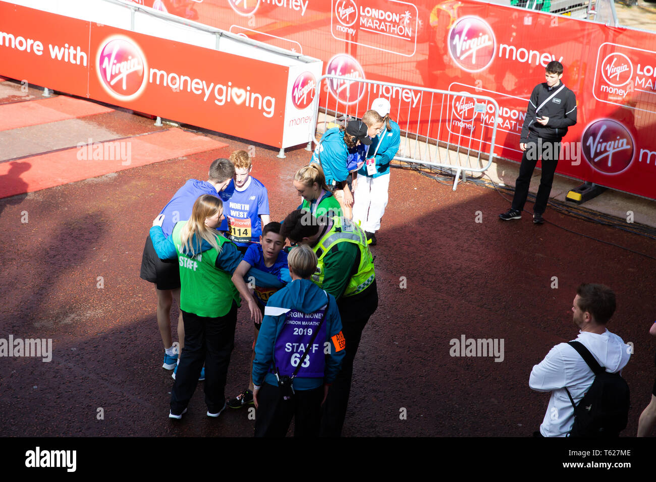 London, UK. 28th April 2019,Children cross the Finish Line of The ...