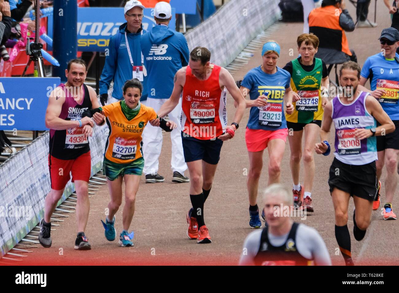 Runner race finished finish hi-res stock photography and images - Alamy