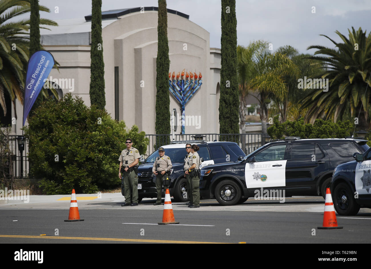 Poway, California, USA. 28th Apr, 2019. San Diego County Sheriff's ...