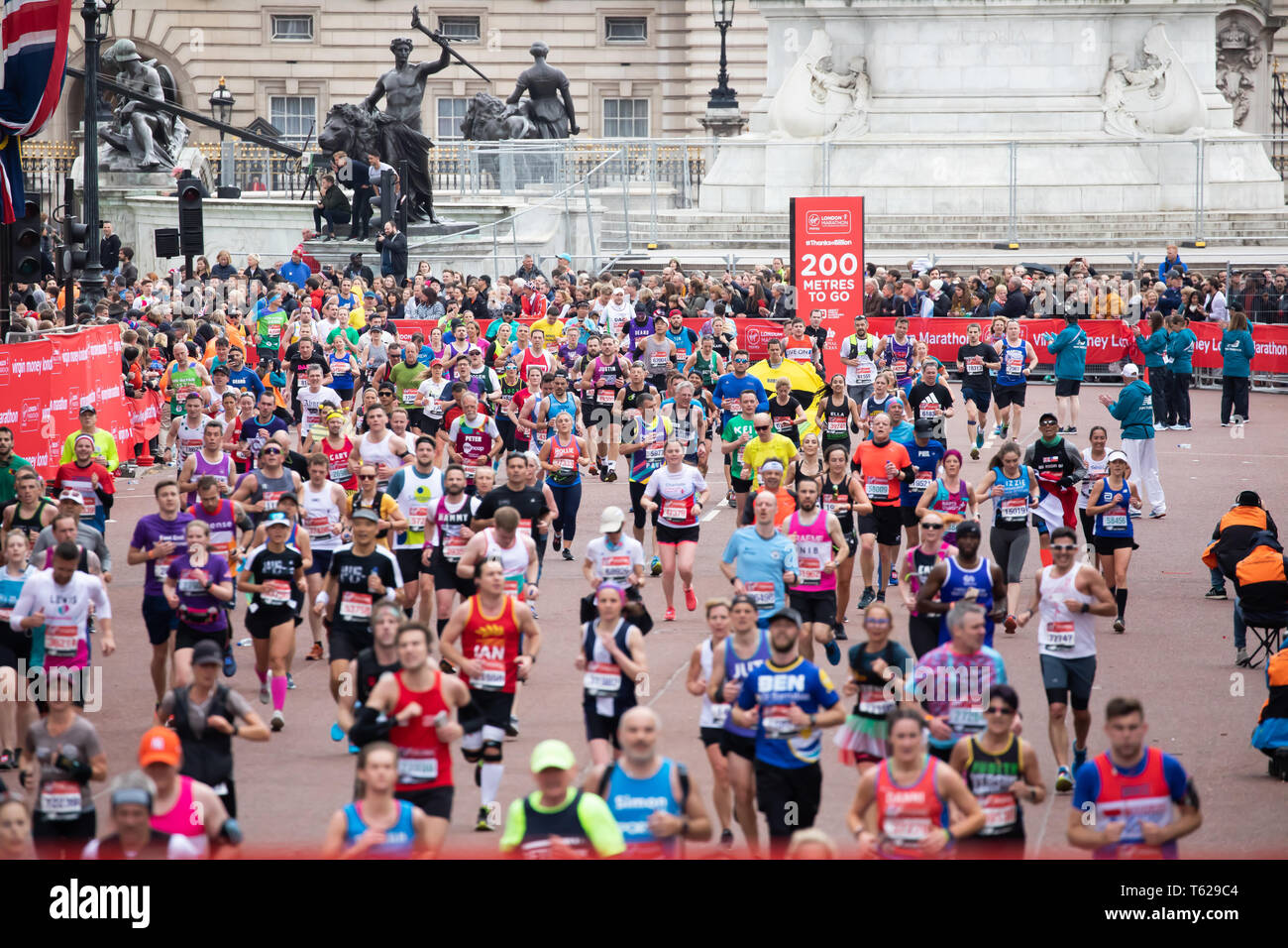 London, UK. 28th April 2019.London Marathon runners after having ...