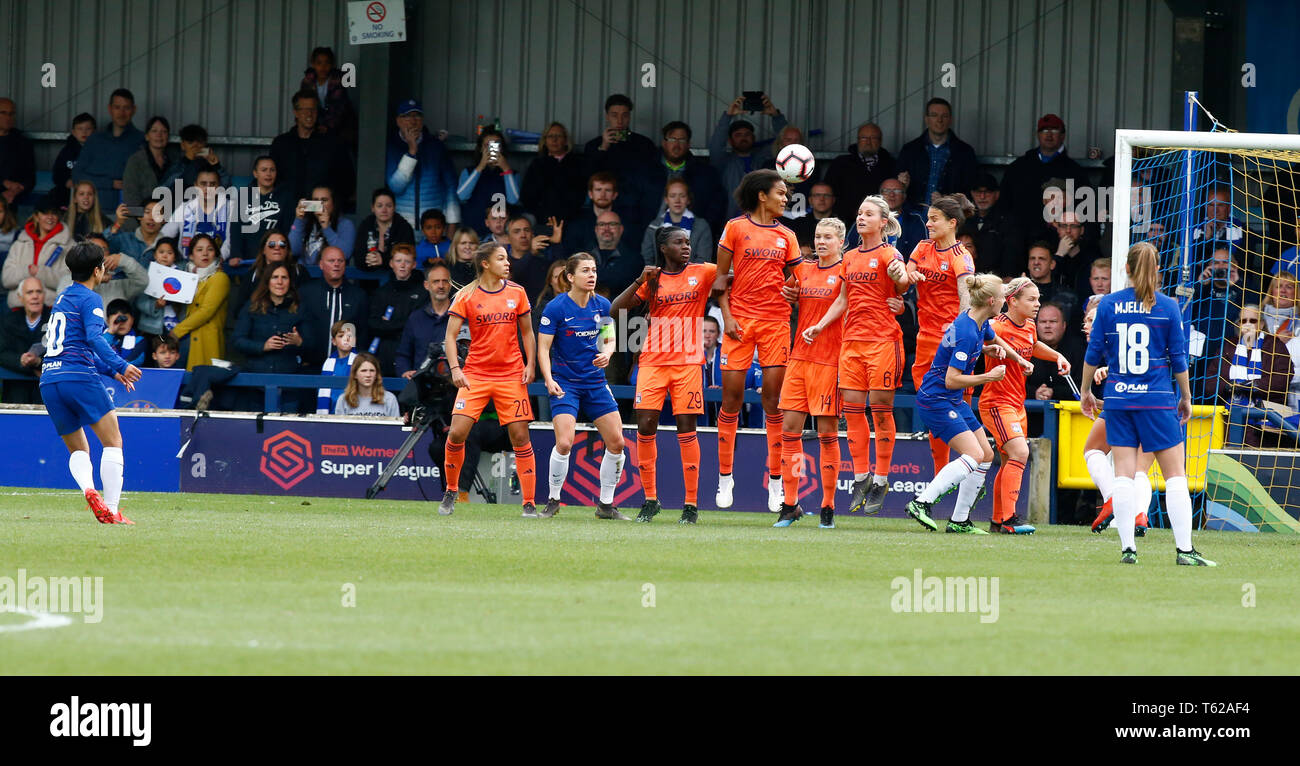 Kingsmeadow stadium chelsea ladies hi-res stock photography and images ...