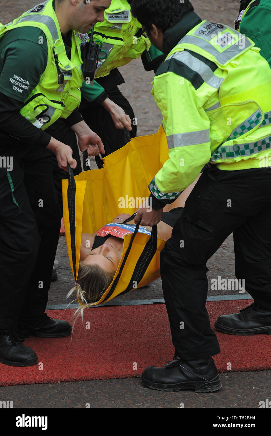 London, UK. 28th Apr, 2019. Hayley Carruthers GB elite women runner ...