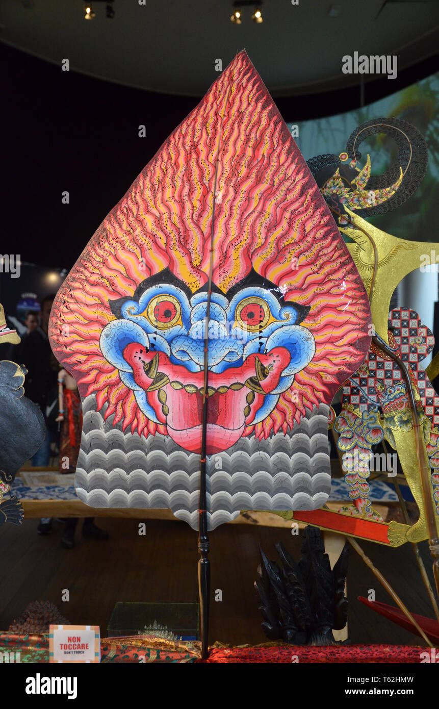 Wajang puppets hi-res stock photography and images - Alamy