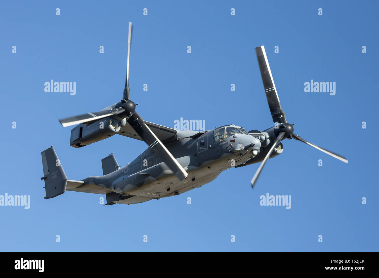 Tilt rotor military aircraft hi-res stock photography and images - Alamy