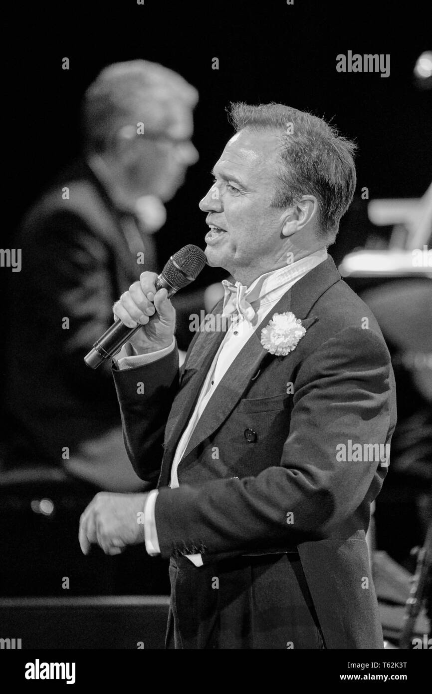 Pasadena Black and White Stock Photos & Images - Alamy