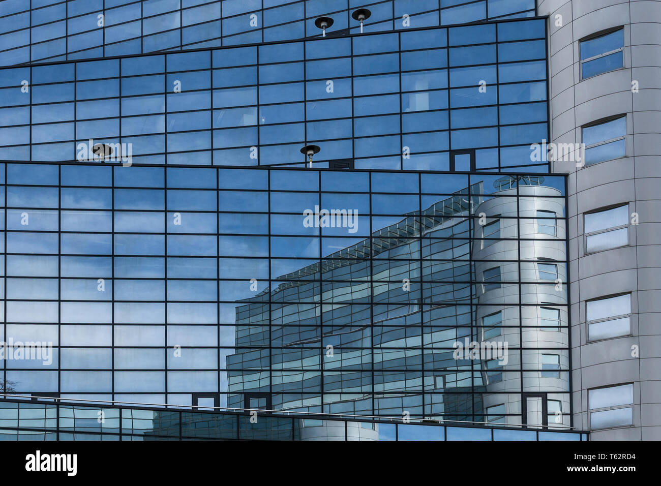 Reflections in glass hi-res stock photography and images - Alamy