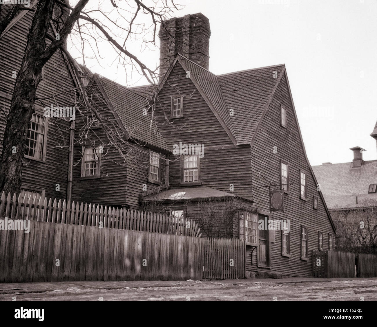 House of seven gables hi-res stock photography and images - Alamy
