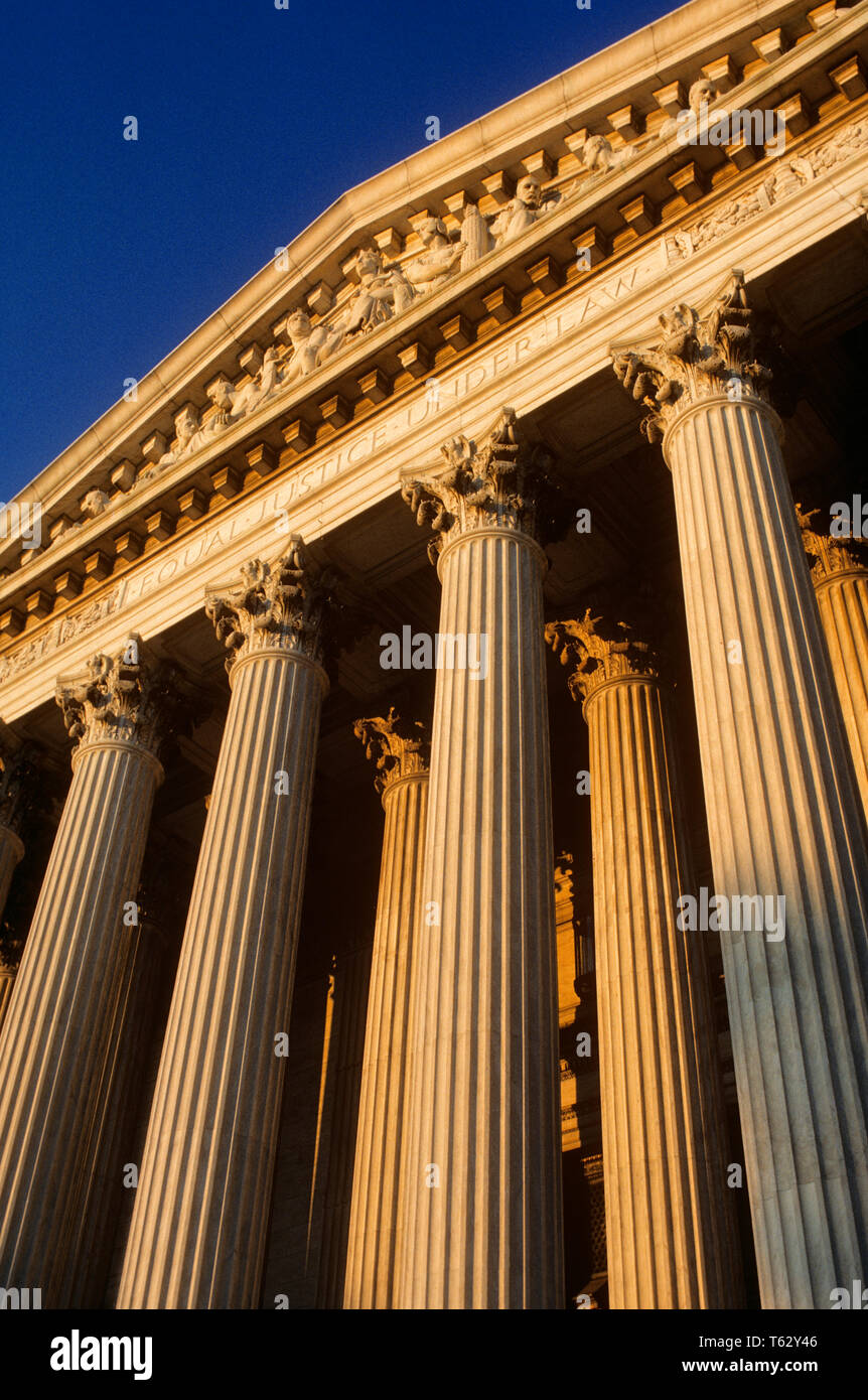 1980s NEOCLASSICAL COLUMNS AT SUPREME COURT BUILDING WASHINGTON DC USA ...