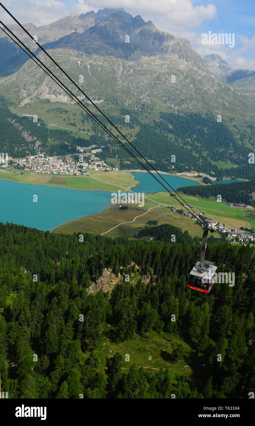 The cable car to Mount Corvatsch in the upper Engadin near St. Moritz ...