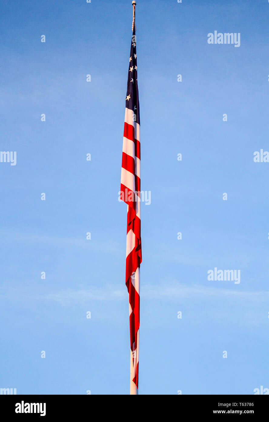 Limp flag hi-res stock photography and images - Alamy