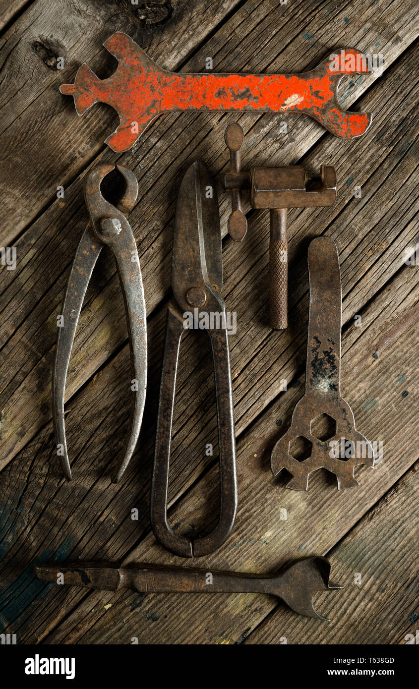 vintage rustic tools Stock Photo - Alamy