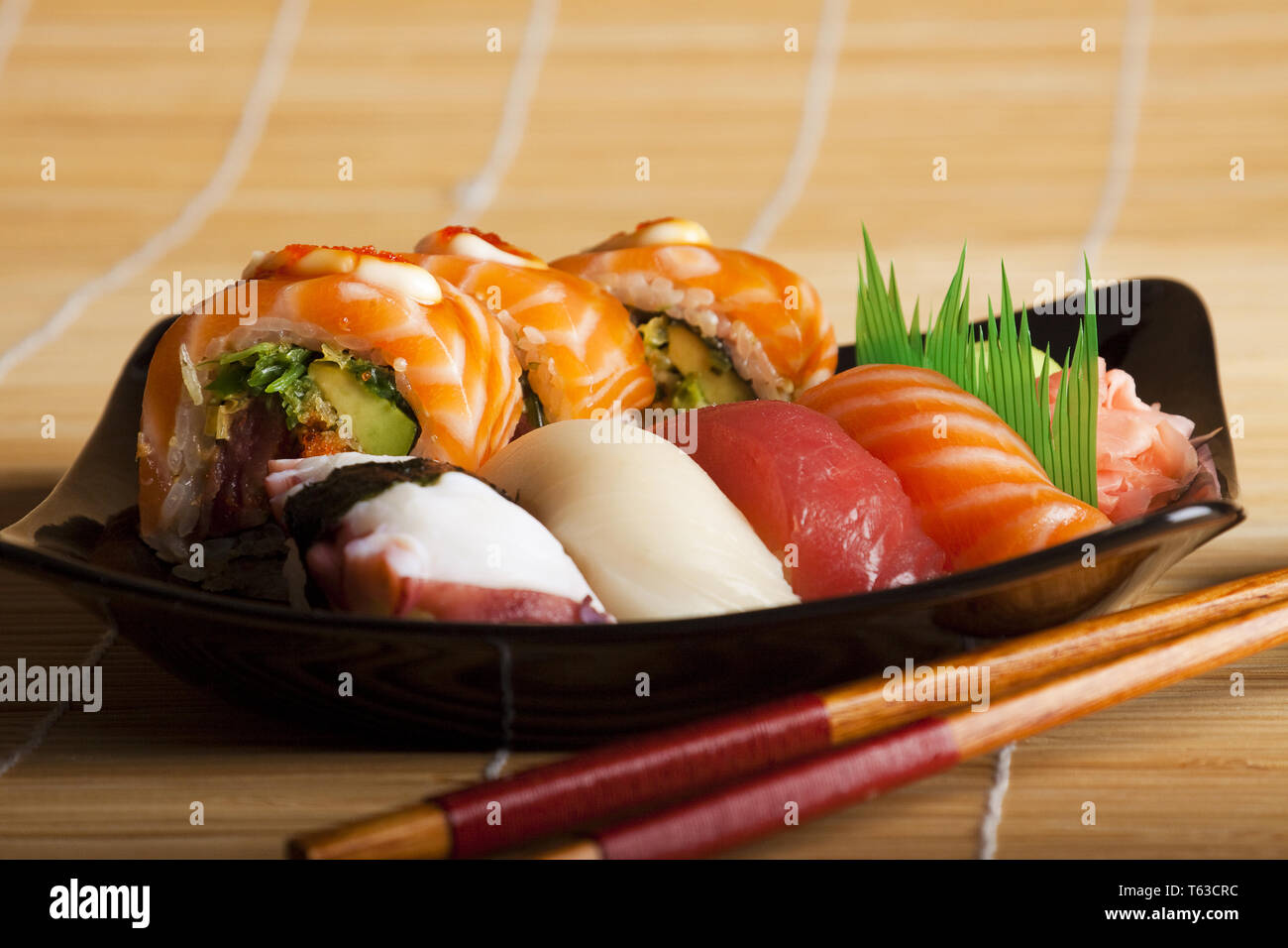 Rolled sashimi hi-res stock photography and images - Alamy