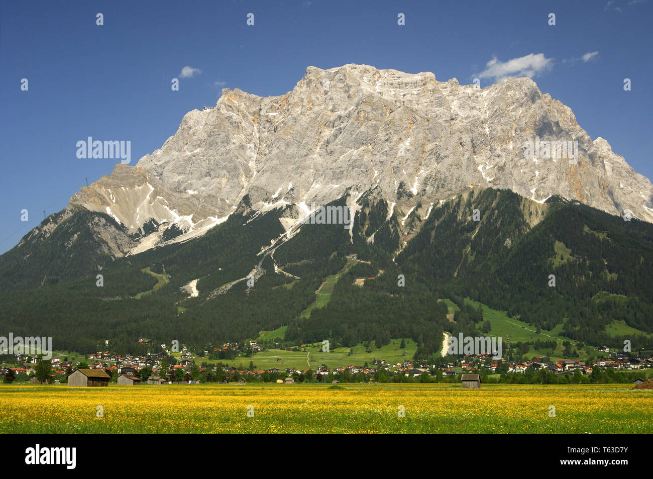 Look to the Zugspitze, the highest mountain in Germany Stock Photo - Alamy