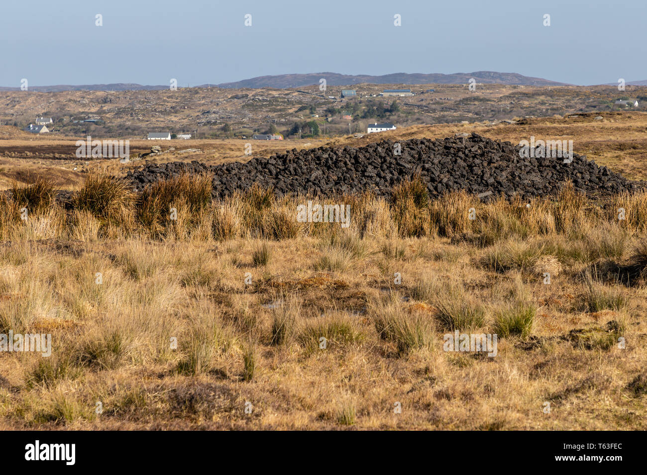 Galway turf hi-res stock photography and images - Alamy