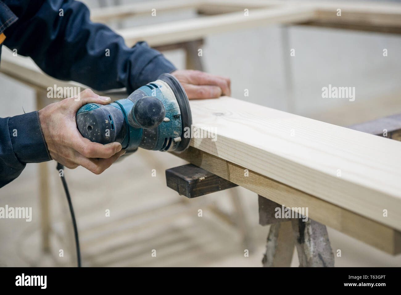 Hand sanding wood hi-res stock photography and images - Alamy