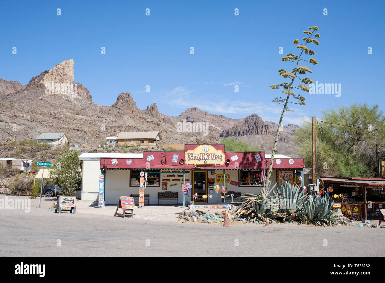 New Digg'ns Gift Shop in Oatman, Historic Old Route 66, Arizona, USA ...