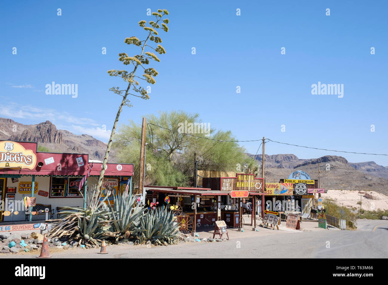 Gift shops on the main street of Oatman, Historic Old Route 66, Arizona ...