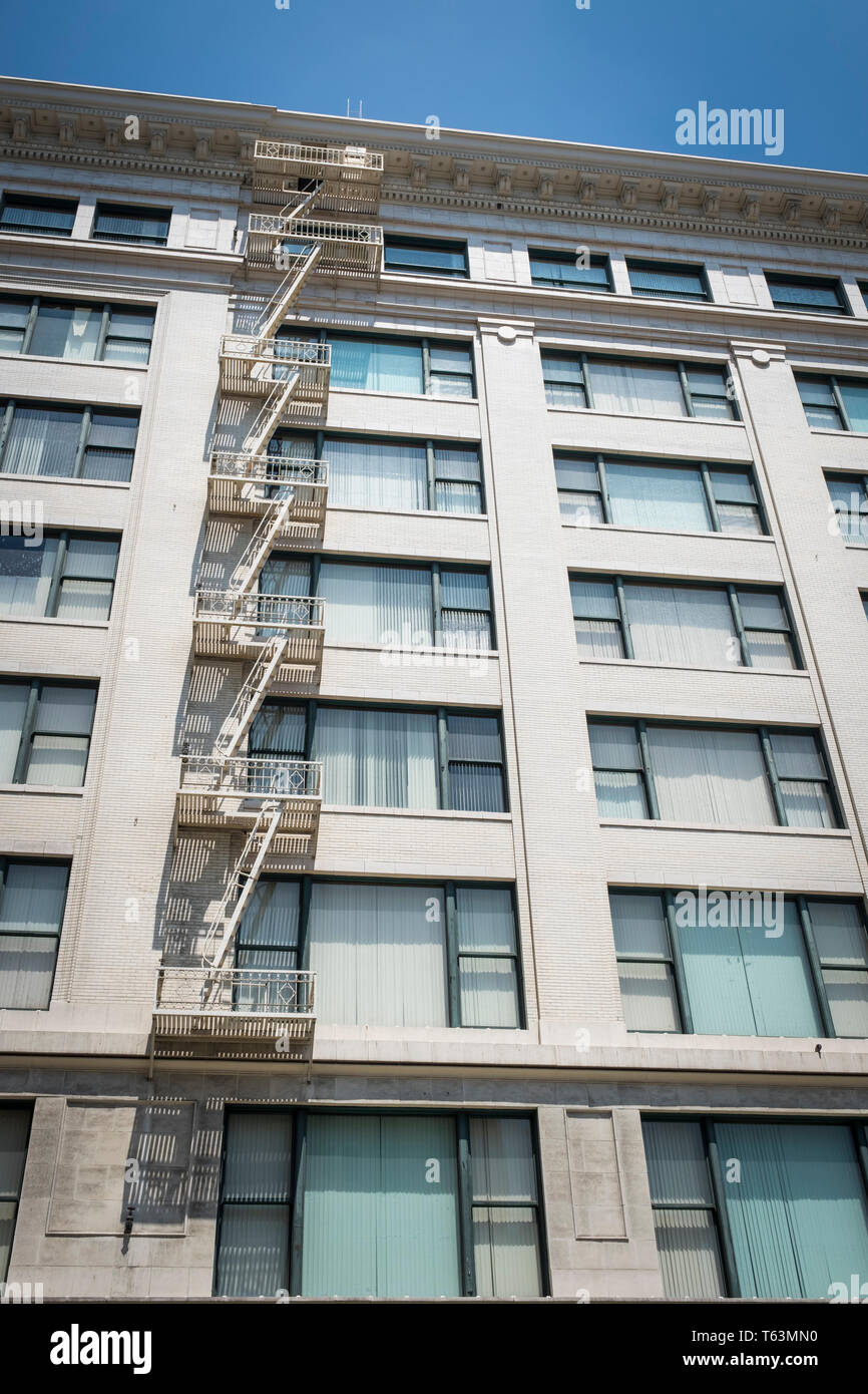 Common building facade in Downtown Los Angeles, California, USA Stock ...