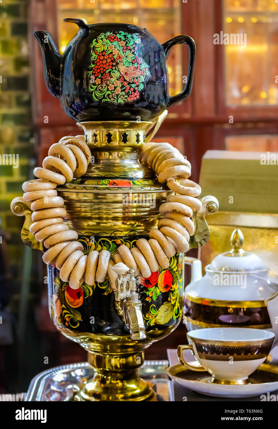 Russian samovar hi-res stock photography and images - Alamy