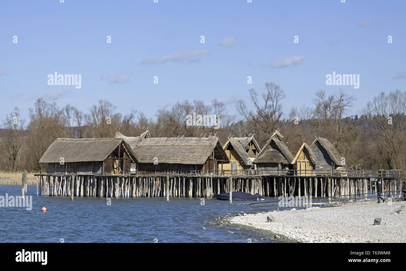 Pile buildings hi-res stock photography and images - Alamy