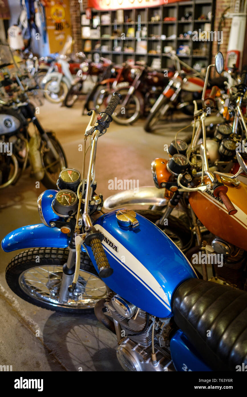 Honda station hi-res stock photography and images - Alamy