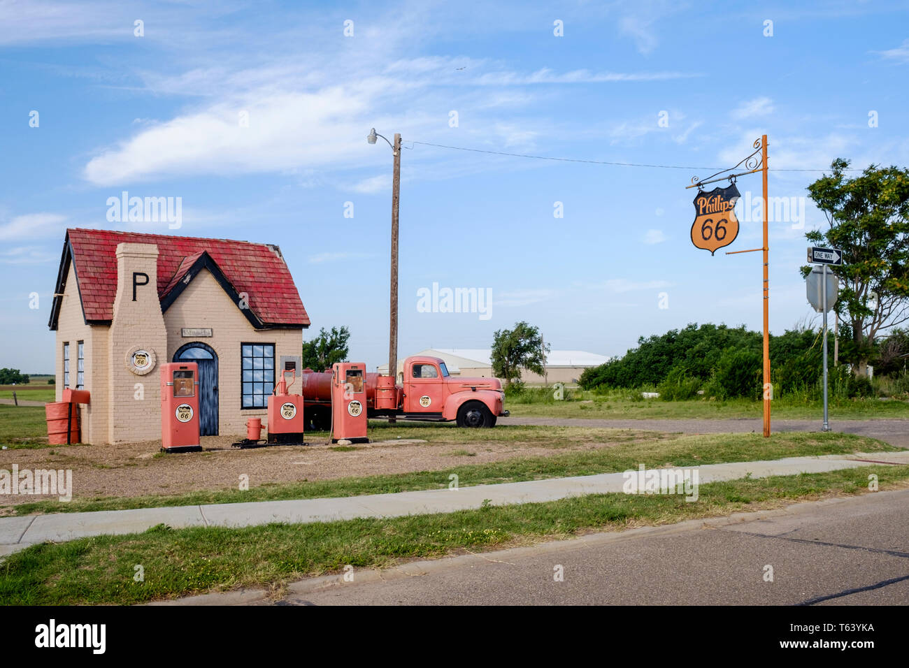 Phillips 66 mclean texas hi-res stock photography and images - Alamy