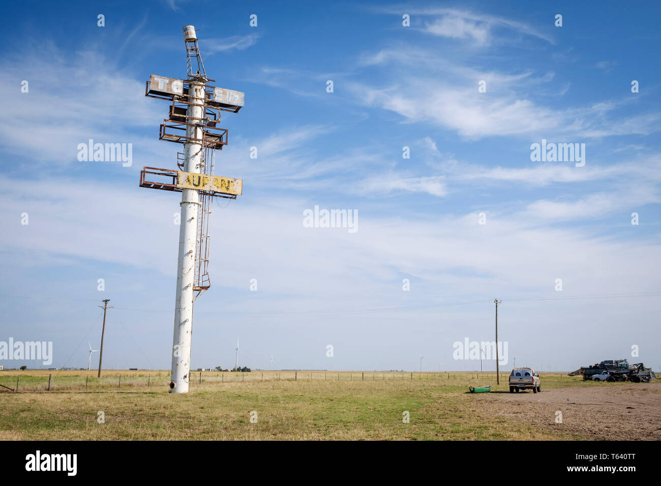 The leaning water tower on route 66 hi-res stock photography and images ...