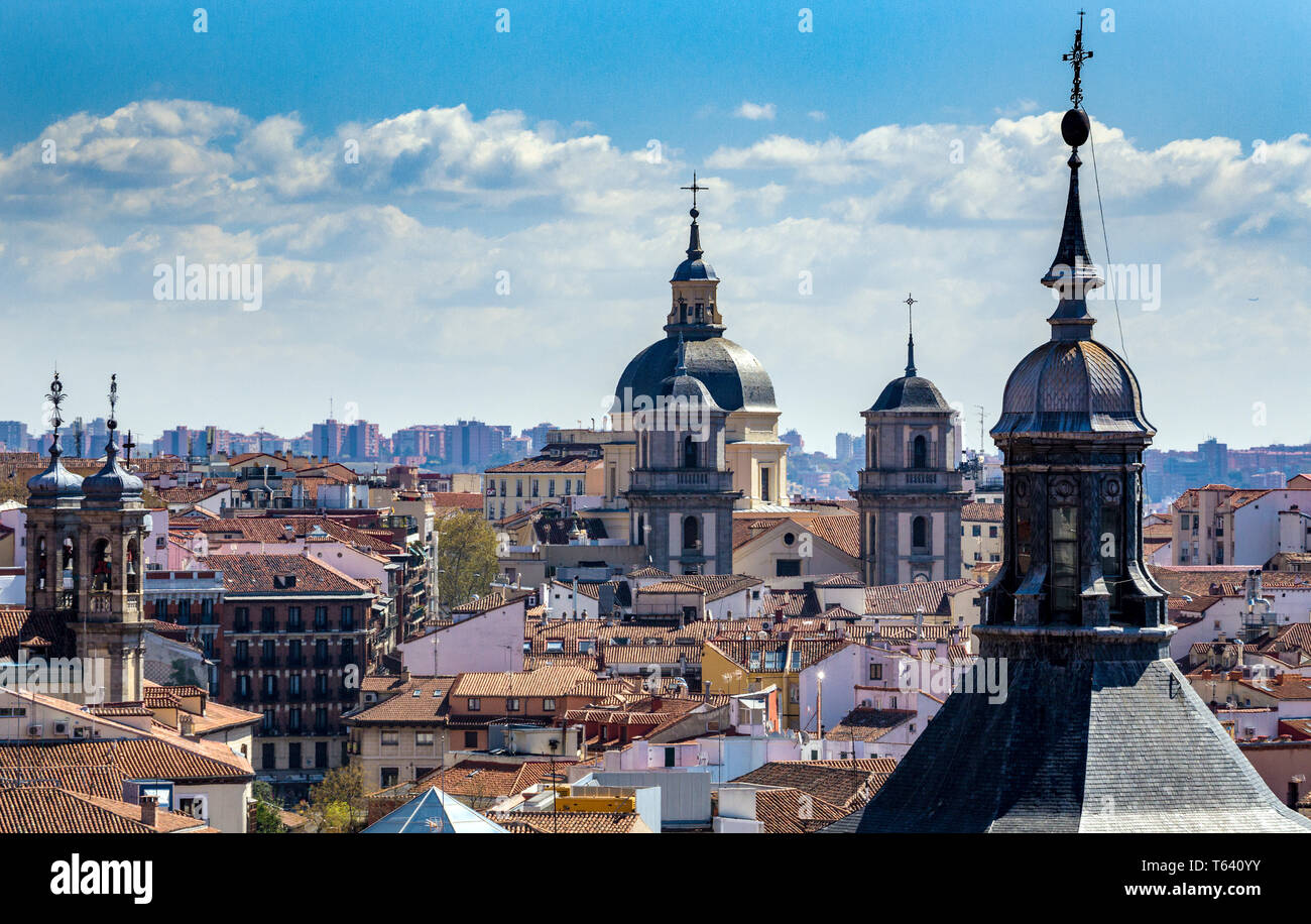 Madrid cathedral hi-res stock photography and images - Alamy