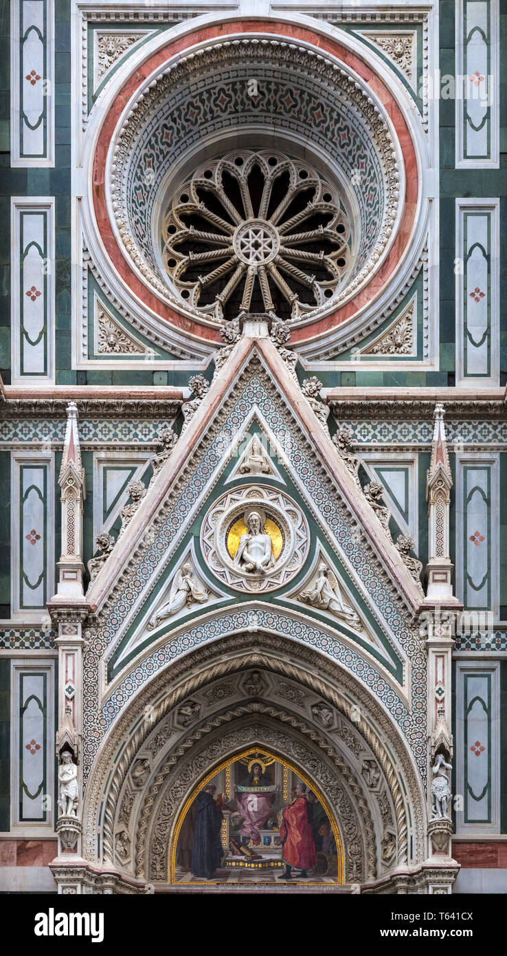 Basilica dell santa croce. (Basilica of the Holy Cross) Florence, Italy ...