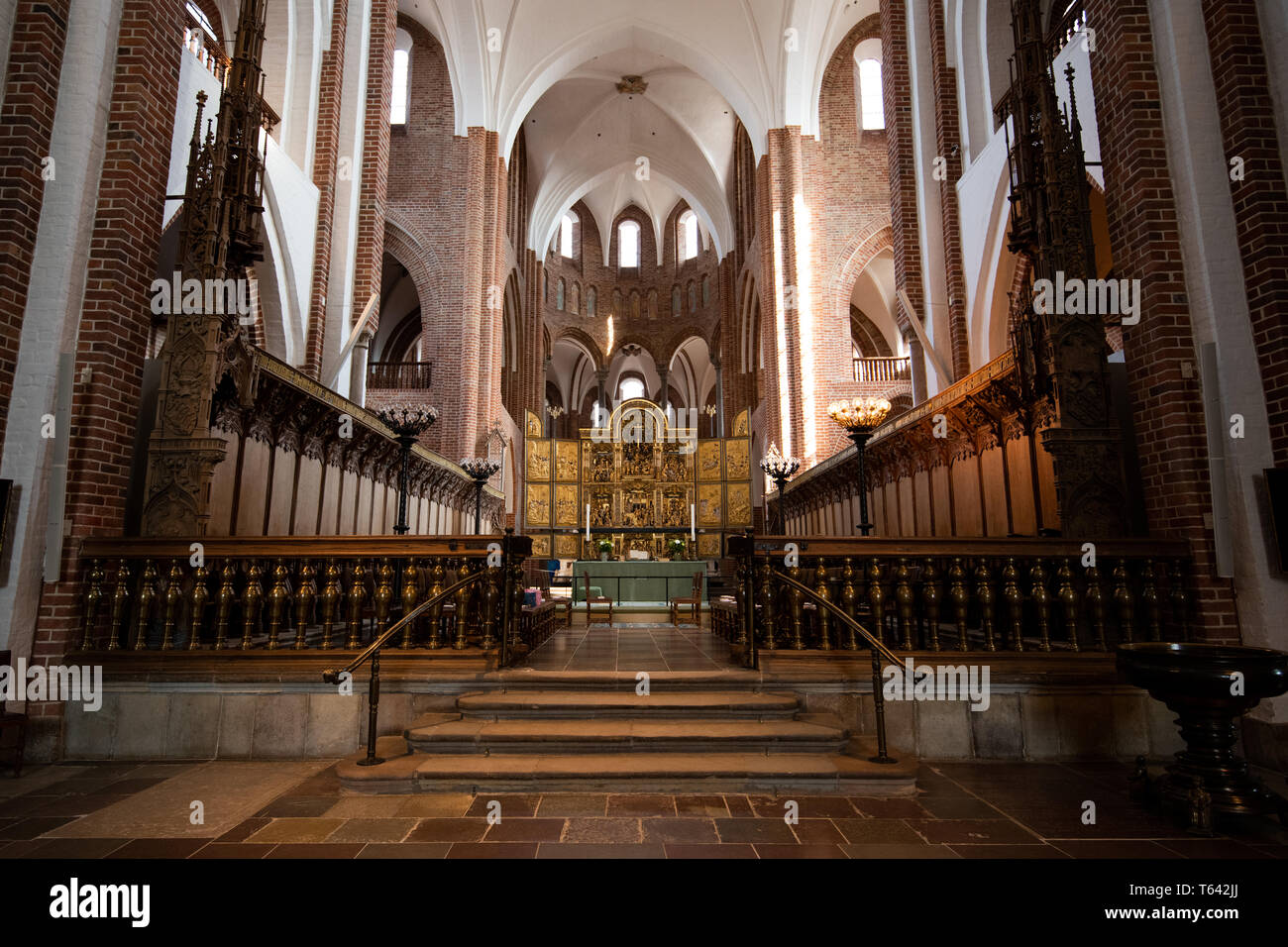 Architectural arches inside a church Stock Photo - Alamy
