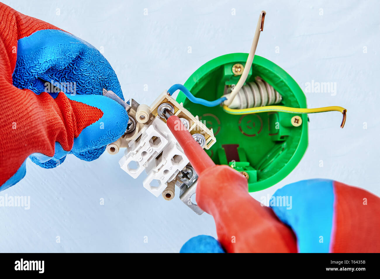 Gypsum plug hi-res stock photography and images - Alamy