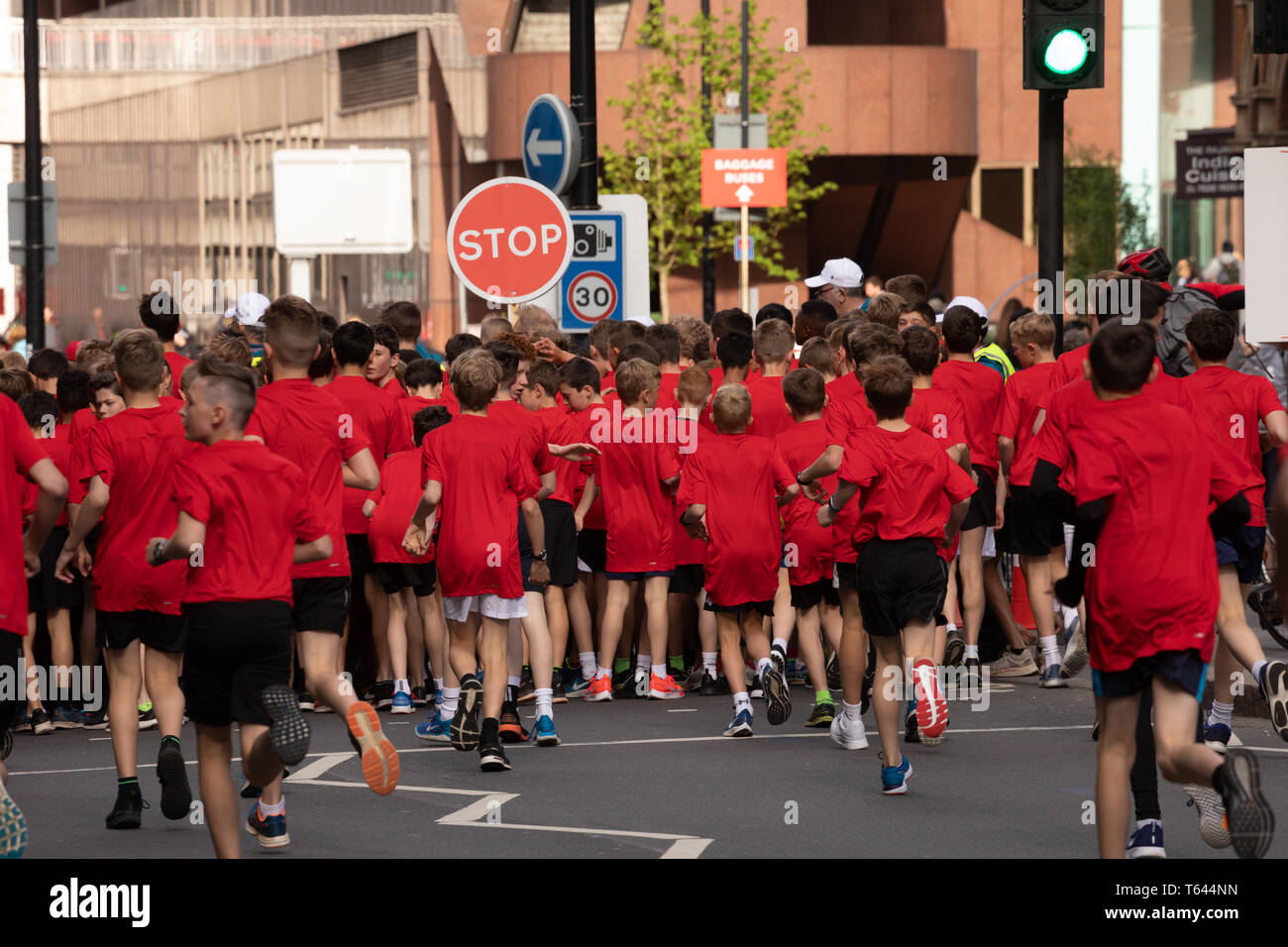 London Mini Marathon 2019 Stock Photo - Alamy